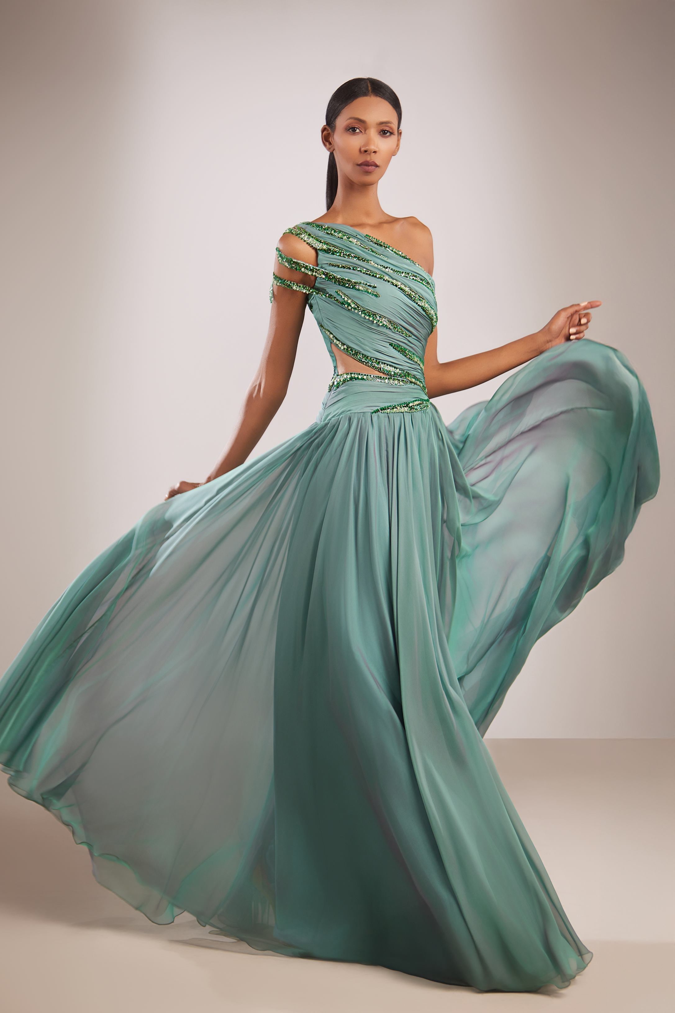 Reverie Couture FW212 – Mydressline